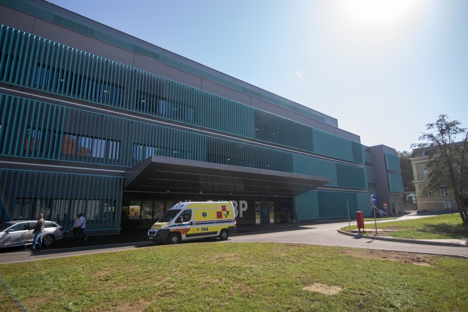 Plenković i Beroš na svečanom otvorenju hitnog bolničkog prijema u KBC ...