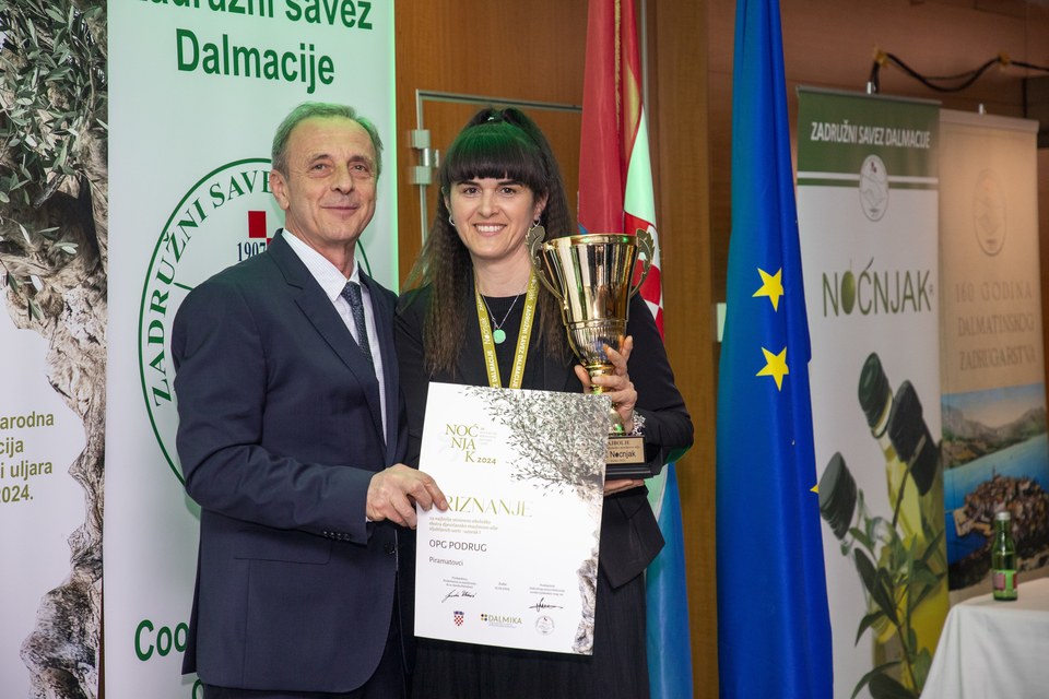 Fotogalerija: Noćnjak: Dodjela nagrada za otvorena maslinova ulja ...