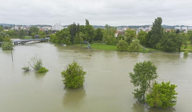 Fotogalerija: FOTO GALERIJA - Nabujala rijeka Korana - 16. svibanj 2023 ...