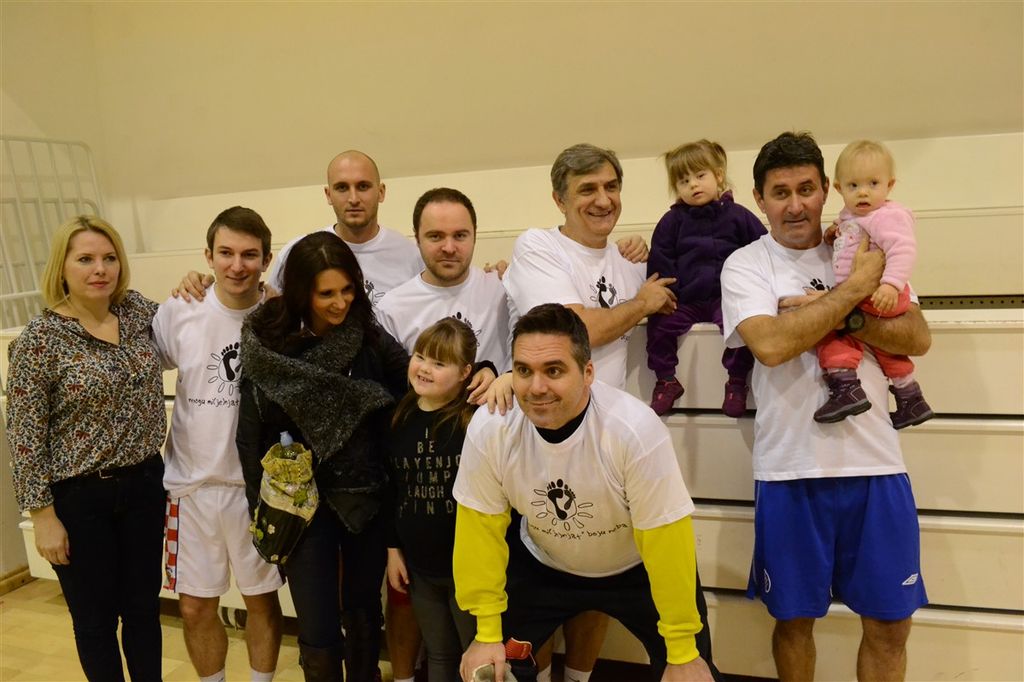 Vedran Mlikota, Ivica Pucar i brojni drugi igrali mali nogomet za 'Boju ...